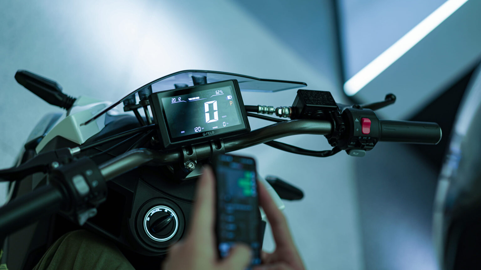 FELO FW06 Elektroroller | Felo Deutschland